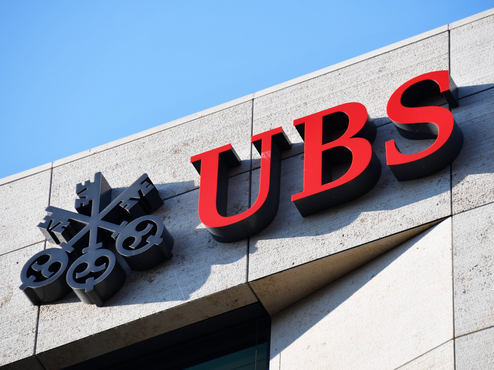 UBS boosts S&P 500 price targets and foresees soft landing scenario for ...