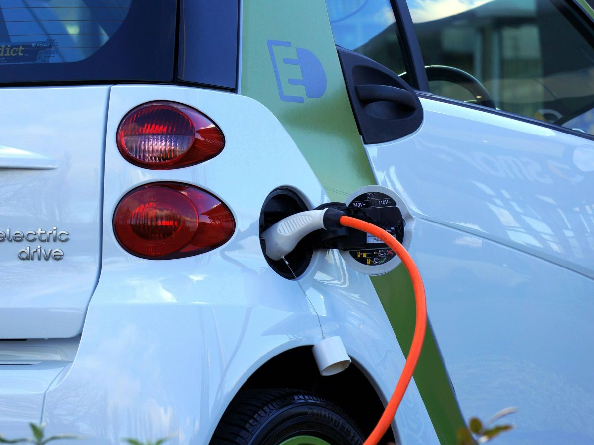 UAE announces new EV charging tariffs - Finance Middle East